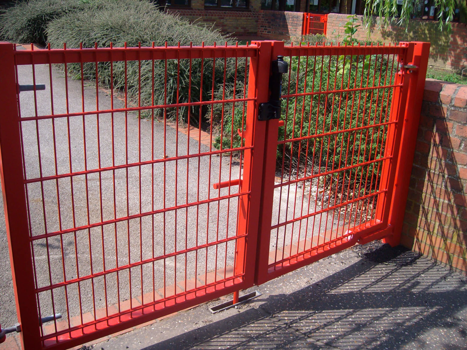 Protek 656 - 868 Mesh Standard gates | Lemon Fencing | Specialist in Essex