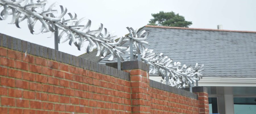 Rotating Anti-Climb – Lemon Fencing | Specialist in Essex